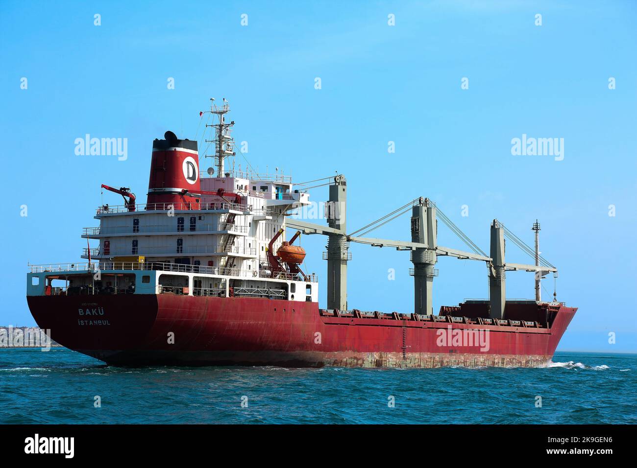 Ocean going sailing boat hi-res stock photography and images - Alamy
