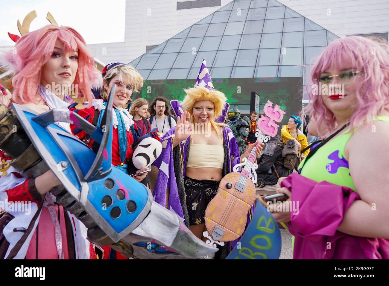 Mcm comiccon 2022 hi-res stock photography and images - Alamy