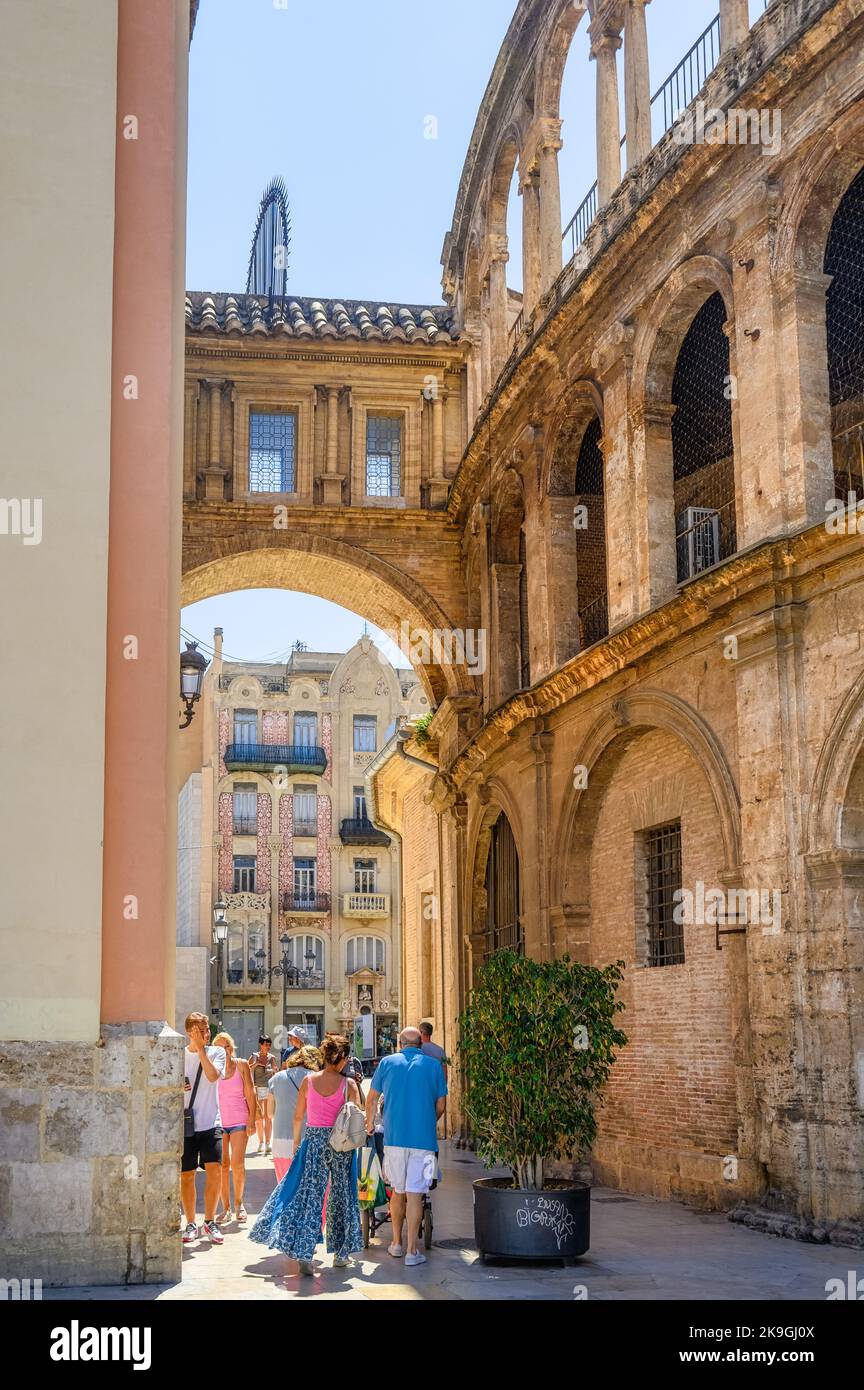 Cathedral lateral wall in Valencia, Spain Stock Photo - Alamy