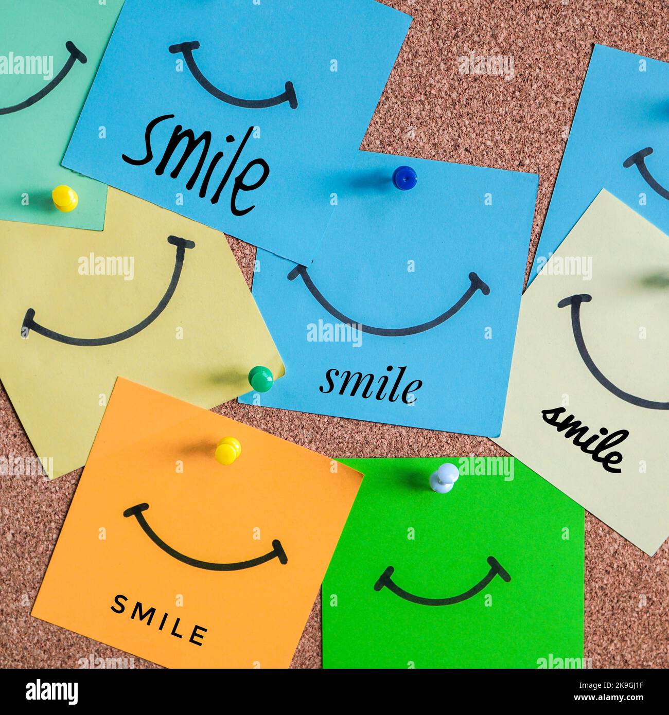 smile on the post it, feelings and emotions Stock Photo - Alamy