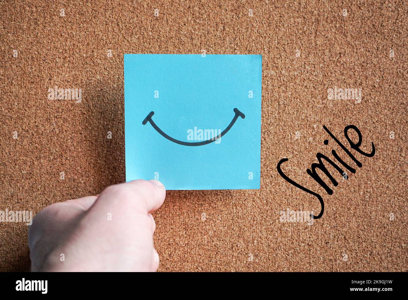 smile on the post it, feelings and emotions Stock Photo - Alamy