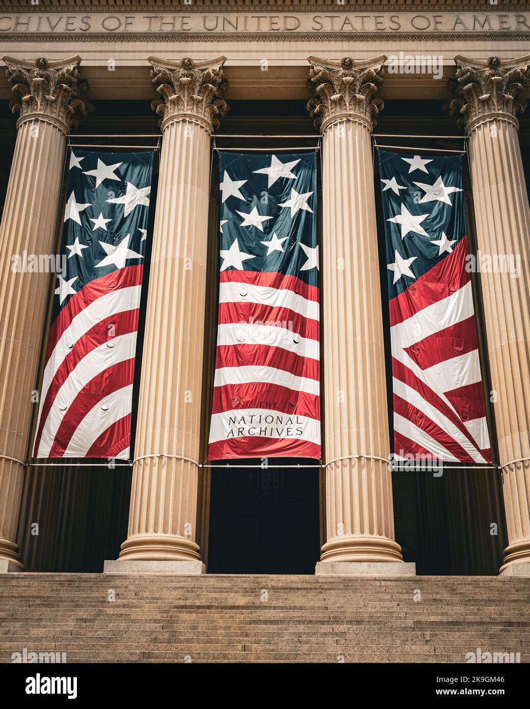 A vertical shot of the National Archives of the United States Museum ...
