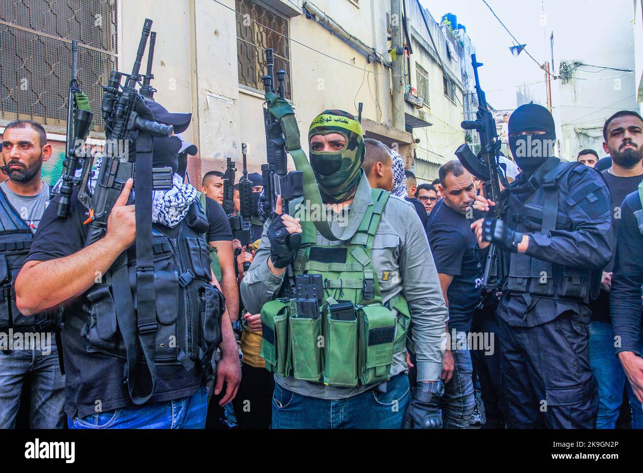 Nablus, Palestine. 28th Oct, 2022. Masked gunmen take part in the ...