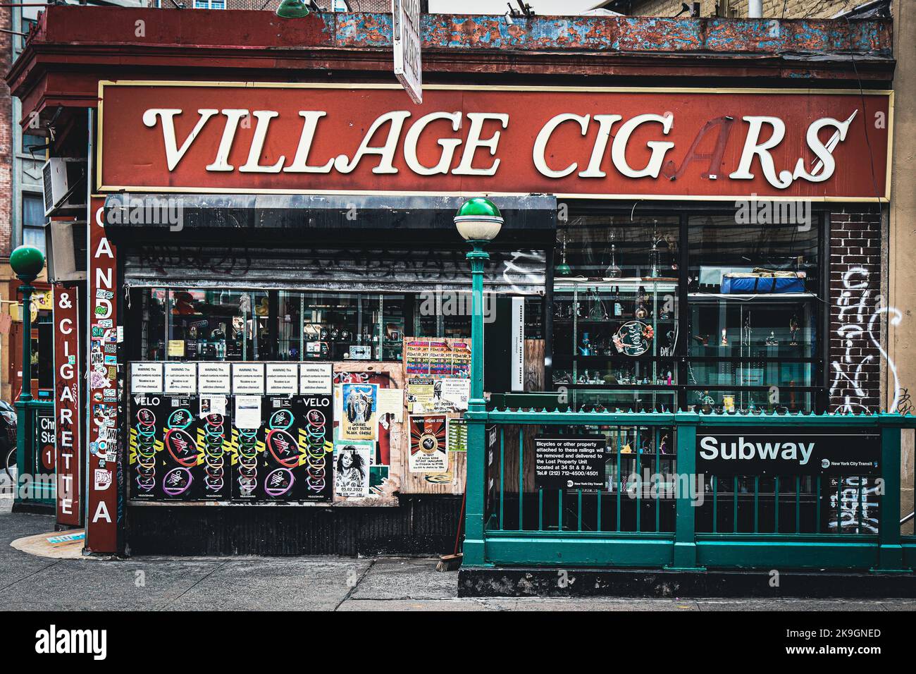 Village cigars shop hi-res stock photography and images - Alamy
