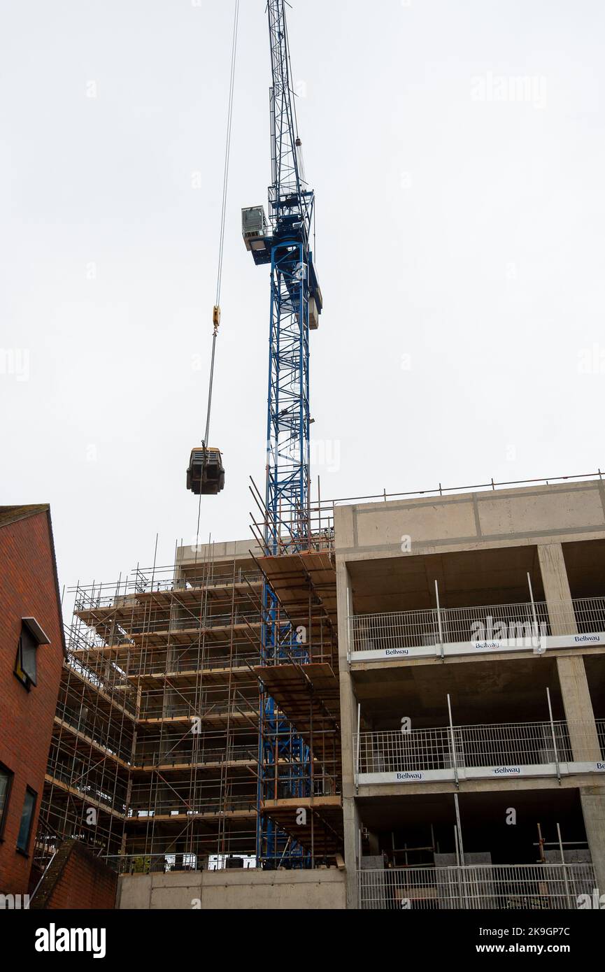 Maidenhead, Berkshire, UK. 28th October, 2022. The new Bellway Homes ...