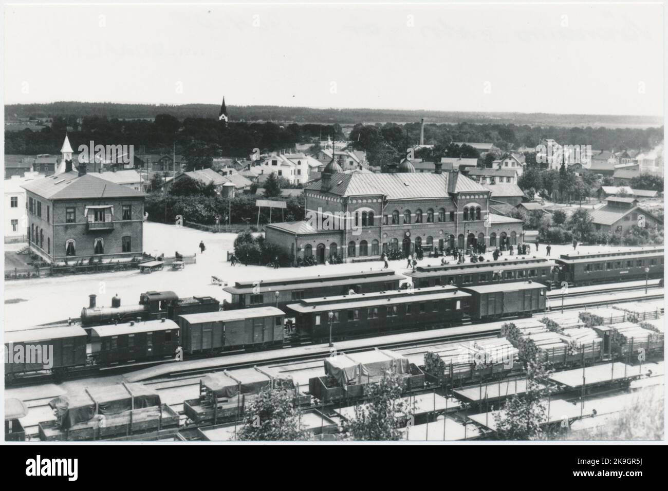 Värnamo station. Halmstad-Nässjö Railway, HNJ. The first station house ...