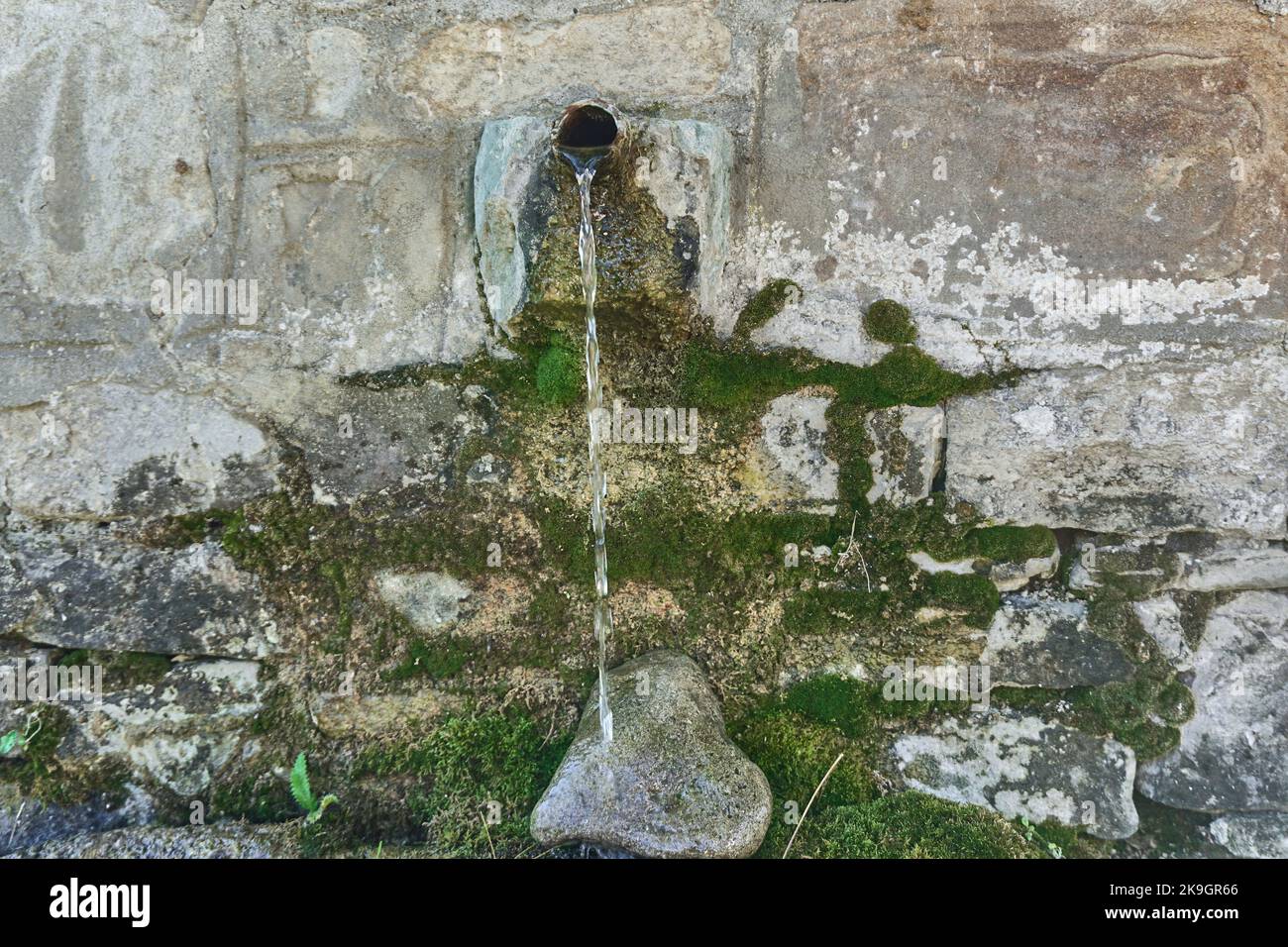 Healthy and fresh natural spring water Stock Photo - Alamy