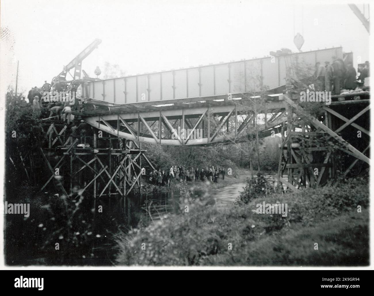 The railway bridge over Suseån. Insertion of superstructure. Older ...