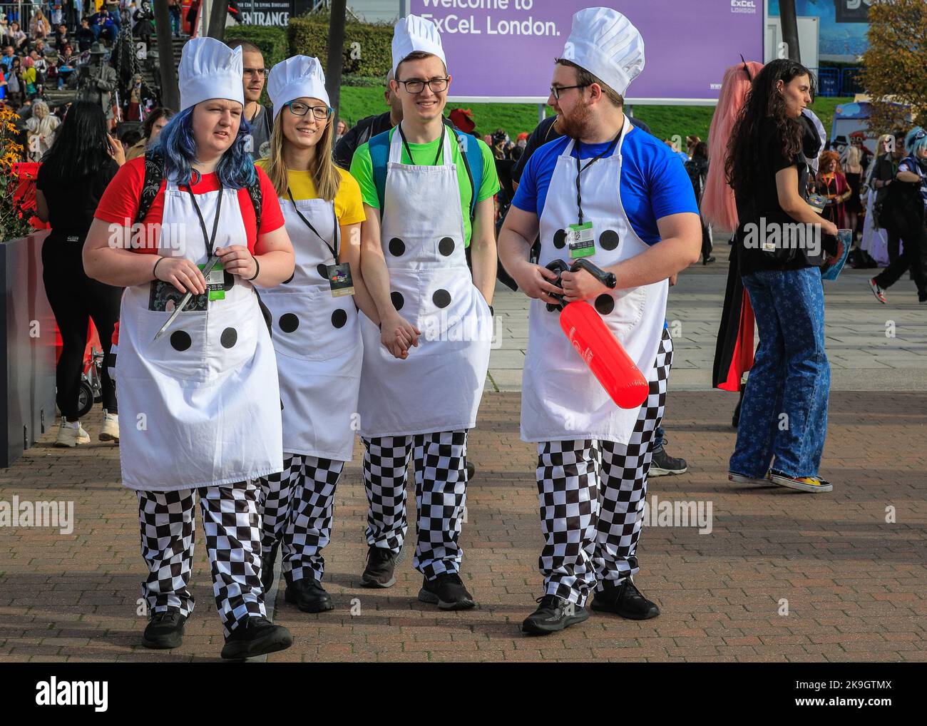 Overcooked game hi-res stock photography and images - Alamy