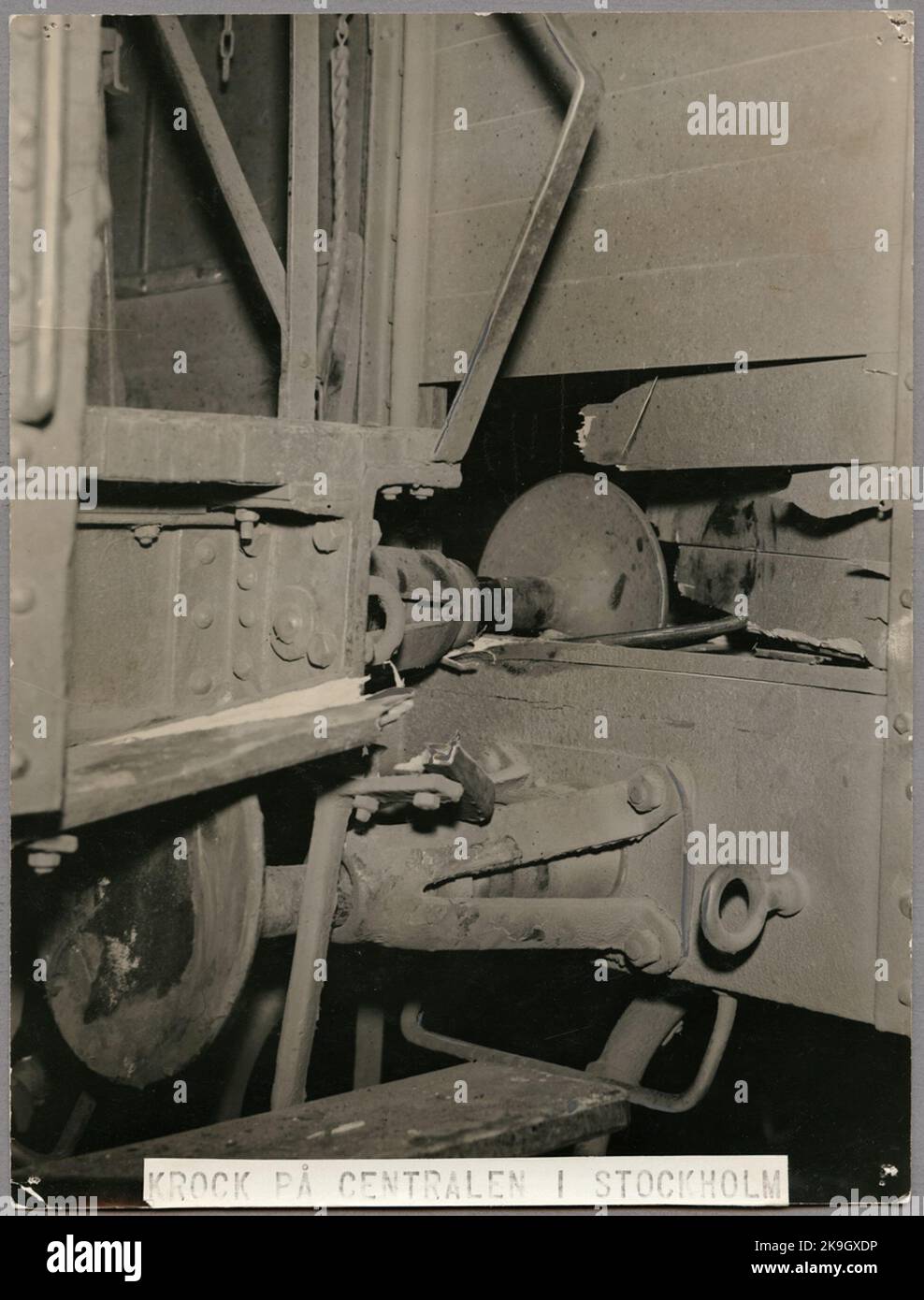 Train buffers close up hi-res stock photography and images - Alamy