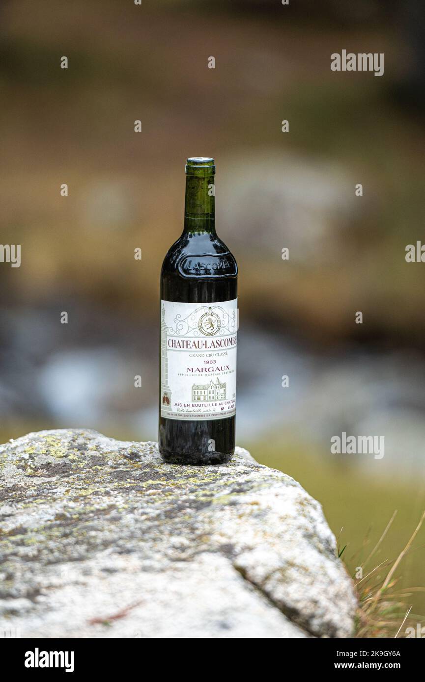 Grau Roig, Andorra : 2022 Ocotober 27 : Chateau Lascombes 1983 Margaux ...