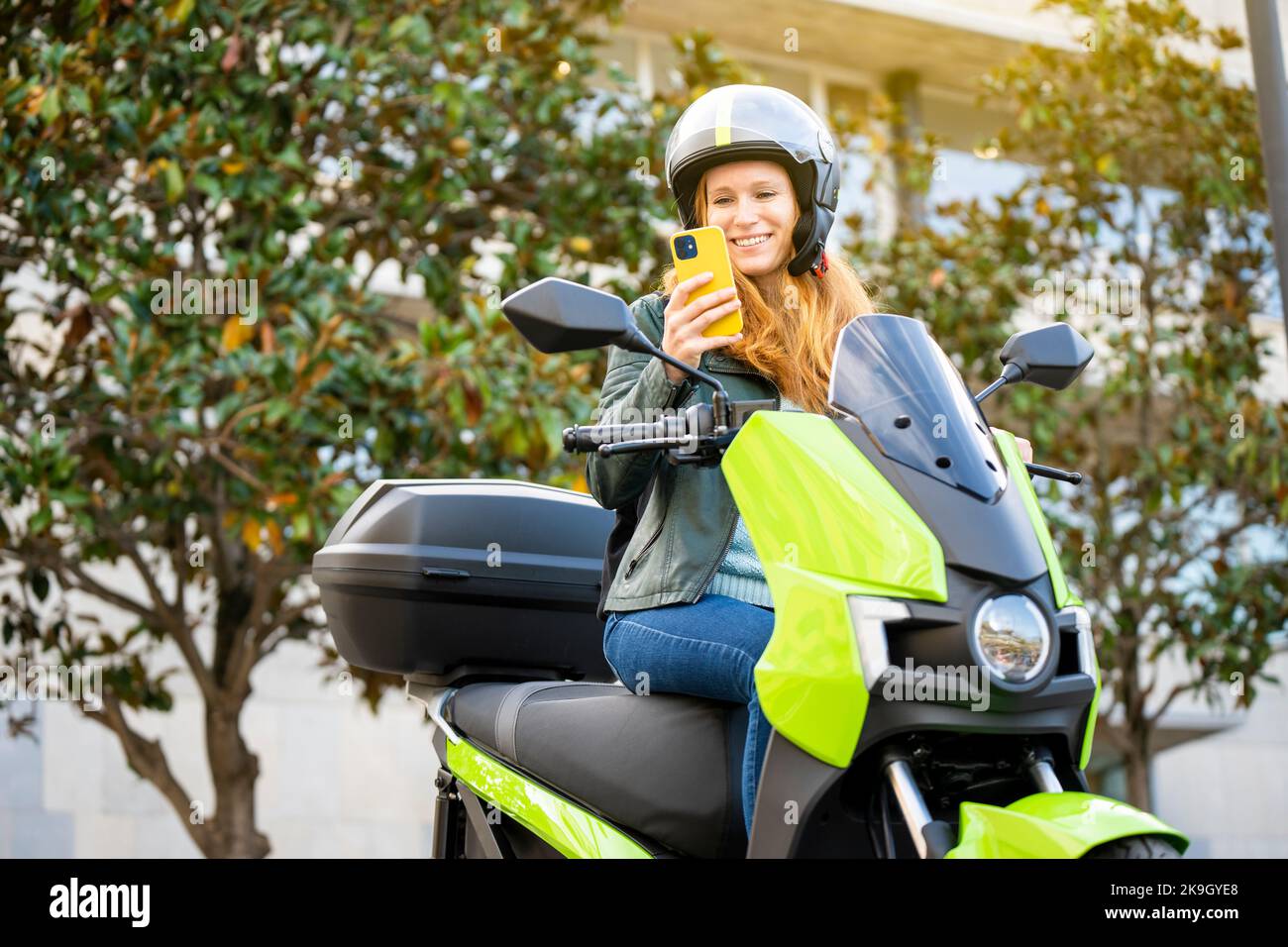 Smart woman jeans hi-res stock photography and images - Alamy