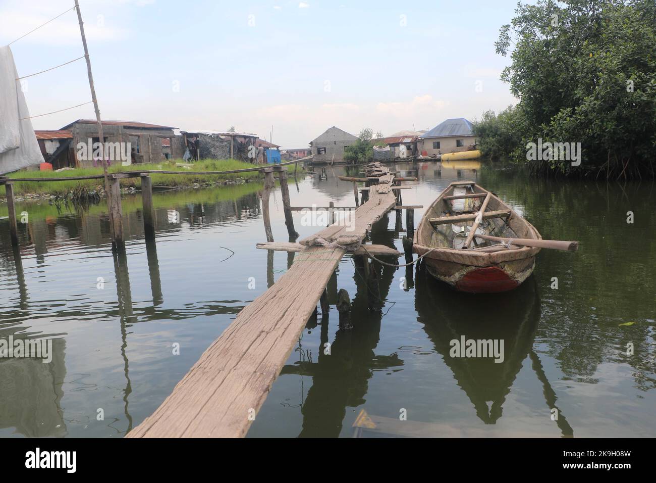 Nigerian canoe hi-res stock photography and images - Alamy