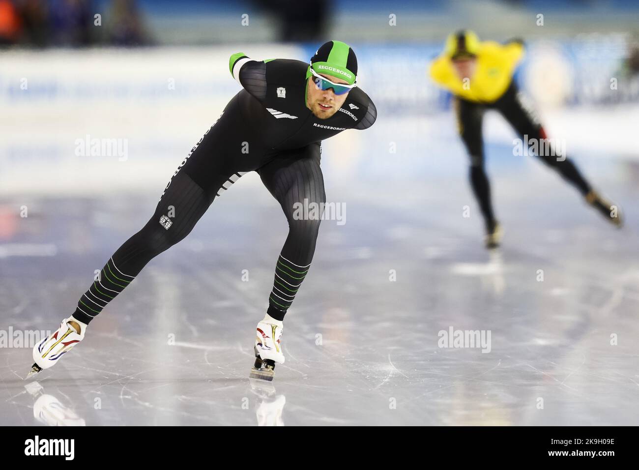 HeereNVEEN - Patrick Roest, Jorrit Bergsma (lr) in action in the men's ...