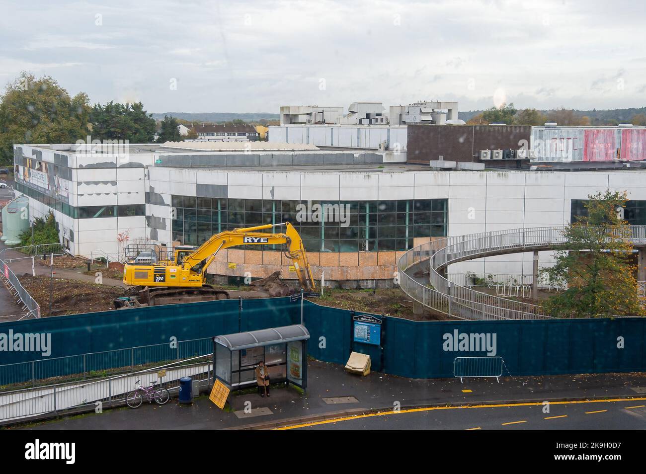 Maidenhead, Berkshire, UK. 28th October, 2022. The former Magnet Leisure Centre in Maidenhead ...