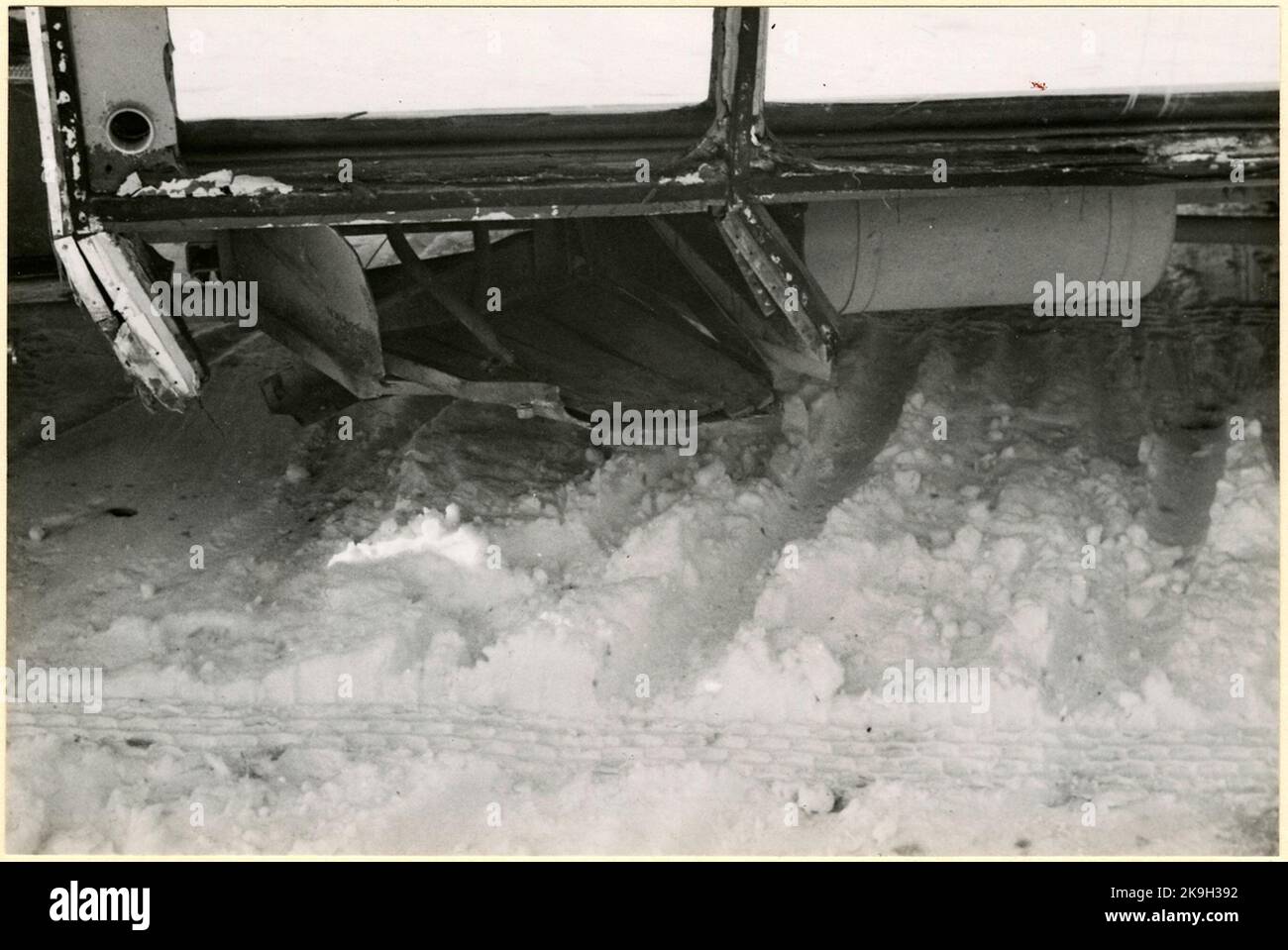 Damaged bus hi-res stock photography and images - Alamy
