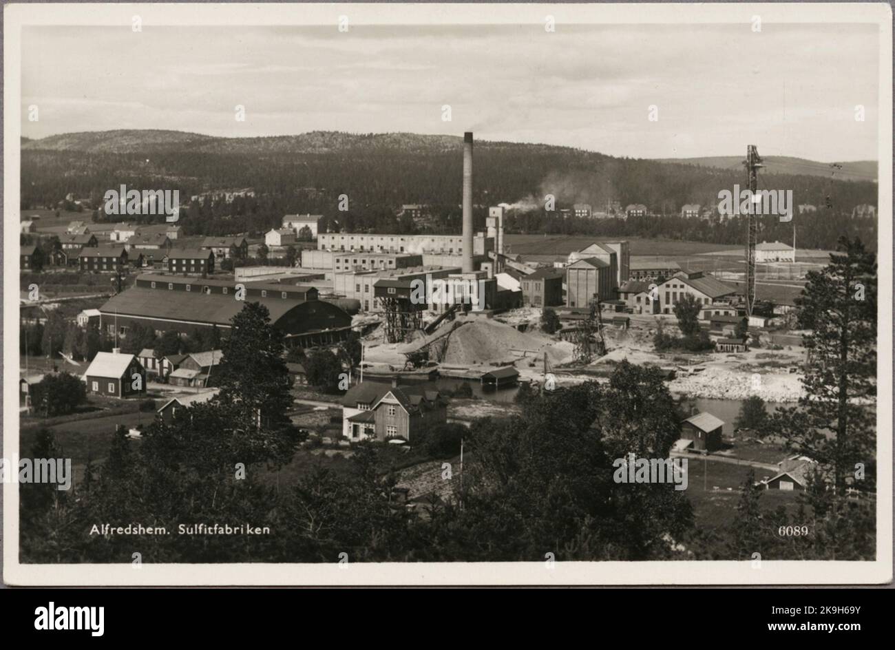 Paper mass factory in the industrial area Alfredshem in Domsjö Stock ...
