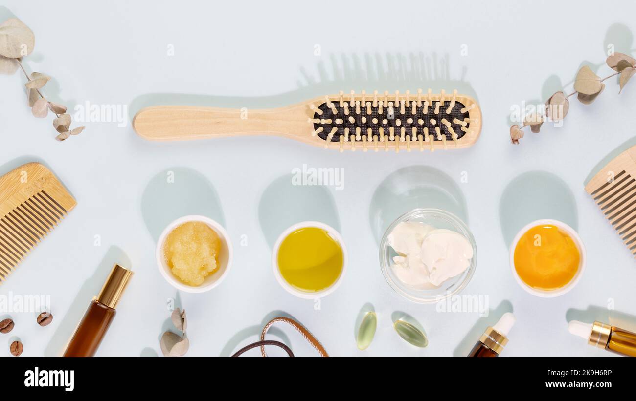 Wooden combs hi-res stock photography and images - Alamy