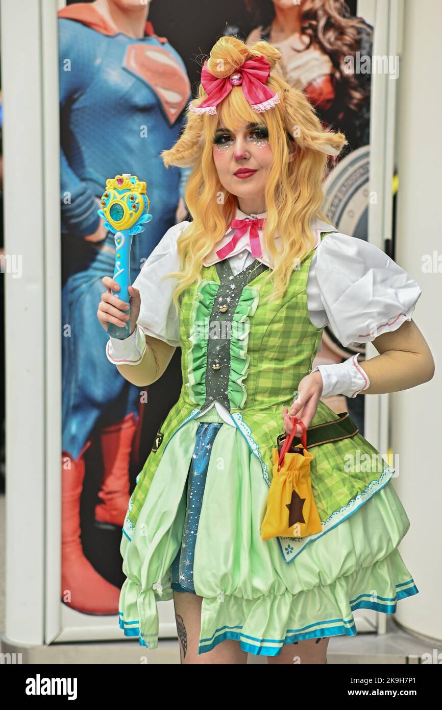 London, UK. 28th October 2022. People dress up in customs of their ...