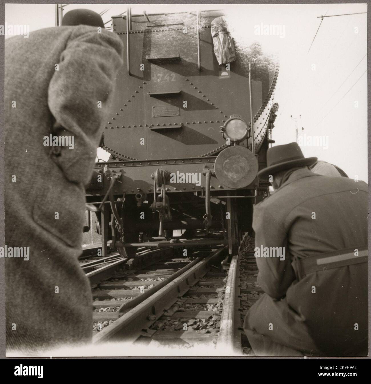 The State Railways, SJ E10 1742 test drive the gear where a derailment ...