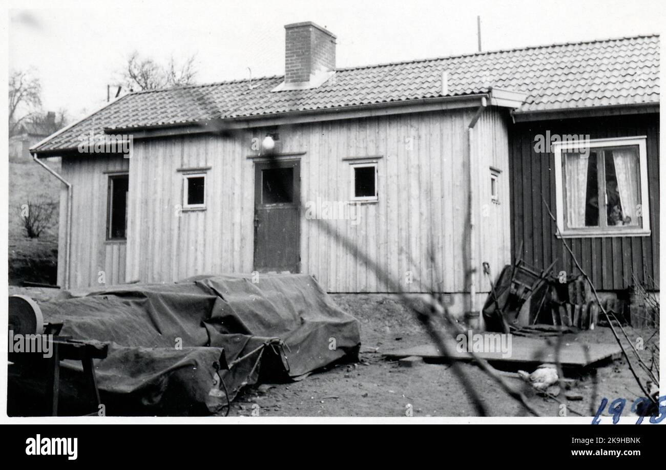 Track guard cabin by the narrow track Stock Photo - Alamy
