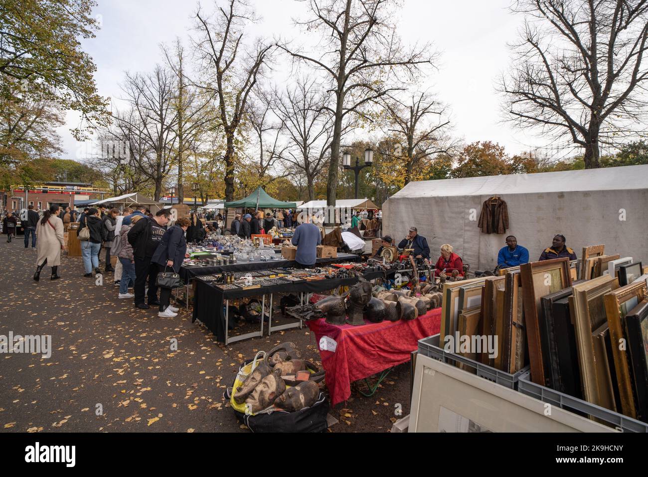 Berlin flea market Stock Photo - Alamy