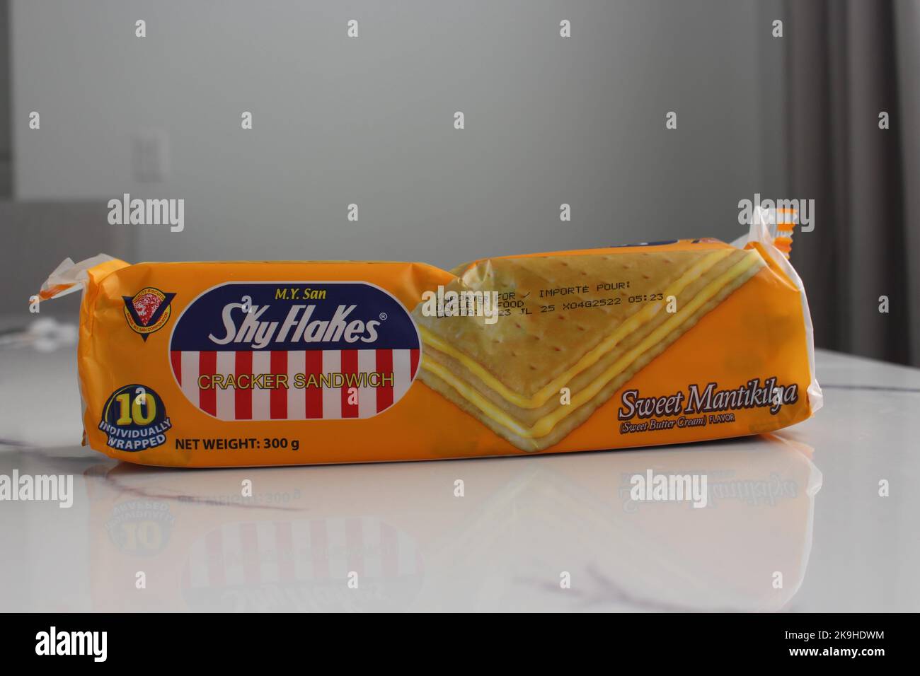 Sky Flakes Cracker Sandwich Stock Photo - Alamy