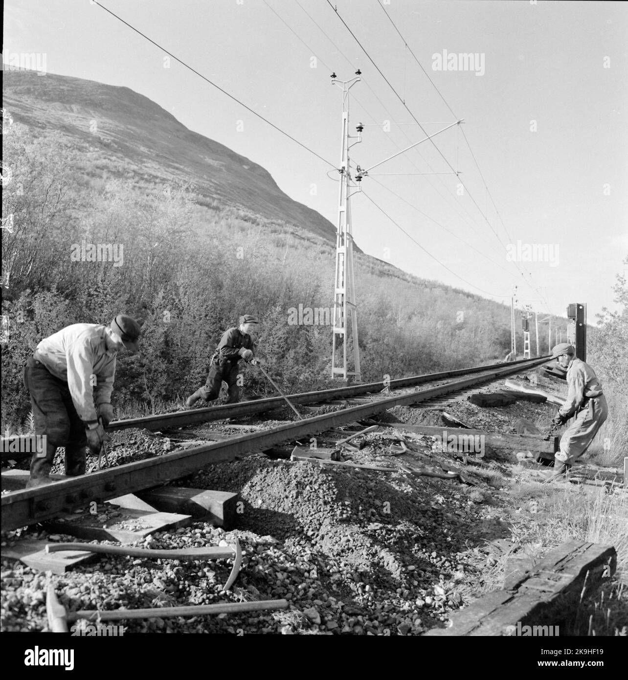 Track adjustment, grinding change Stock Photo - Alamy