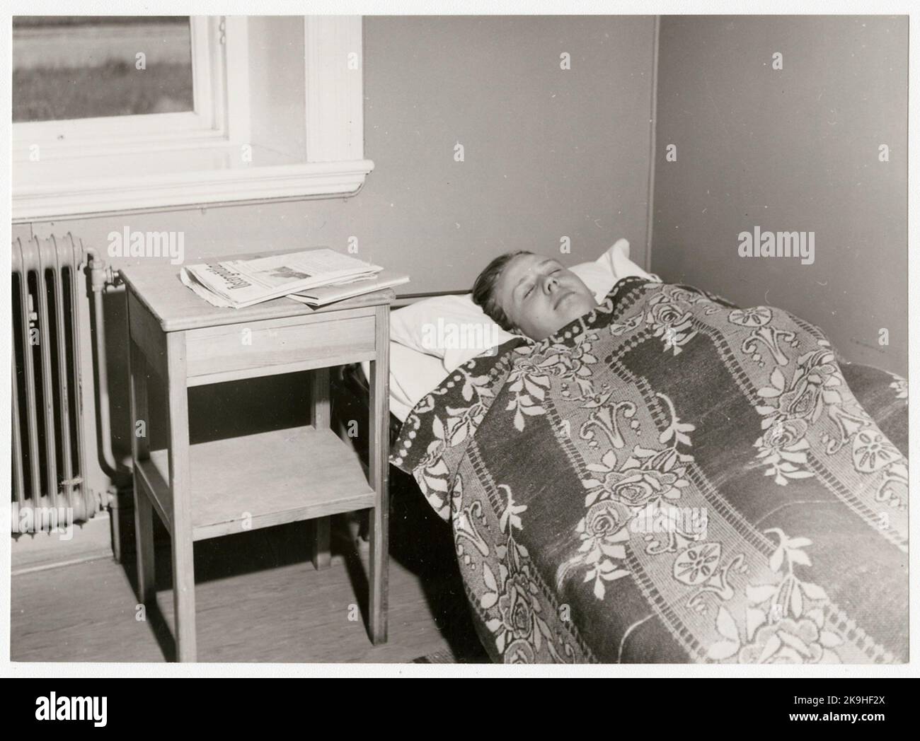 Overflow room hi-res stock photography and images - Alamy