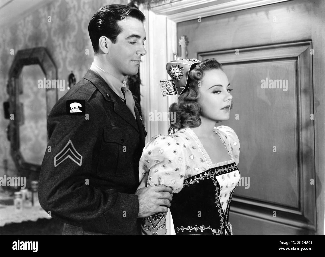 JOHN PAYNE and SONJA HENIE in ICELAND (US0 / KATINA (UK) 1942 director ...