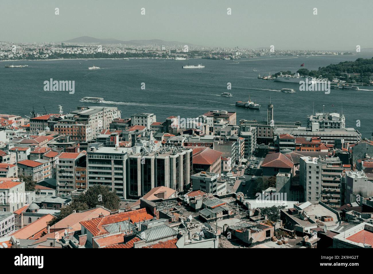 Istanbul, Turkey. August 11, 2006. Some scenes of everyday life in ...