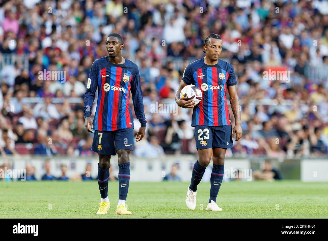 BARCELONA - AUG 28: Barcelona players celebrate after scoring a goal ...