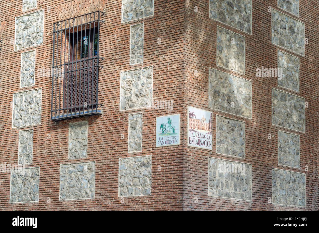 MADRID, SPAIN - OCTOBER 4, 2021: Beautiful tiled street signs in Madrid ...