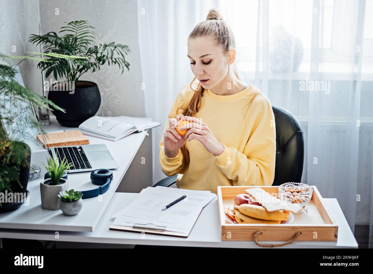 Eat Healthy While Working From Home. Healthy lunches work from home ...