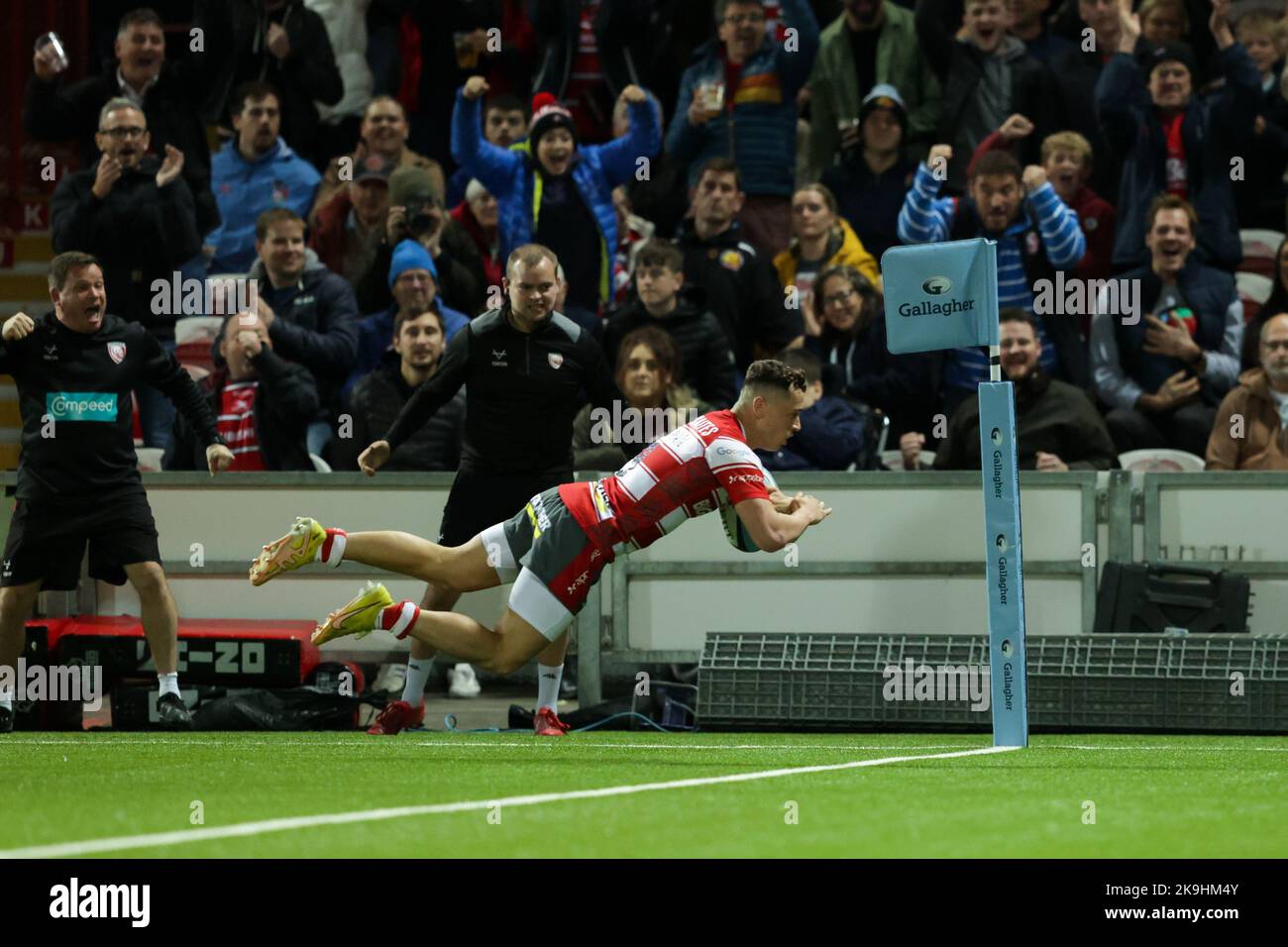Charlie Chapman of Gloucester Rugby scores a try during the Gallagher ...