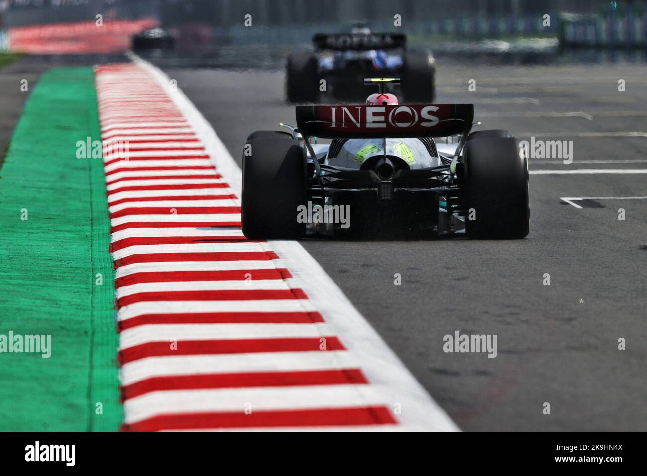Mexico City, Mexico. 28th Oct, 2022. Lewis Hamilton (GBR) Mercedes AMG ...