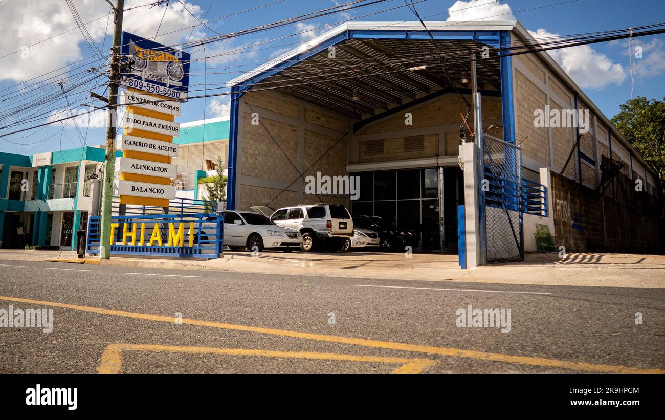 Professional mechanics workshop where automotive mechanics engineers ...