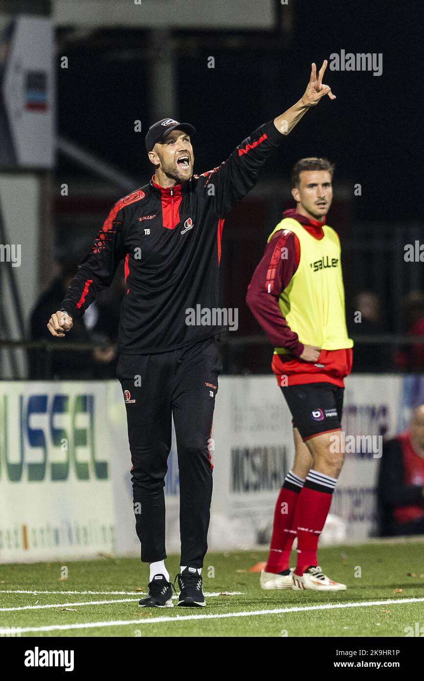 HELMOND - 28-10-2022, GS Staalwerken stadium. Dutch Keuken Kampioen ...