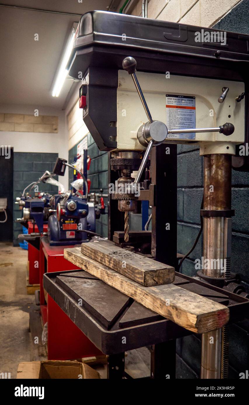 Professional mechanics workshop where automotive mechanics engineers ...