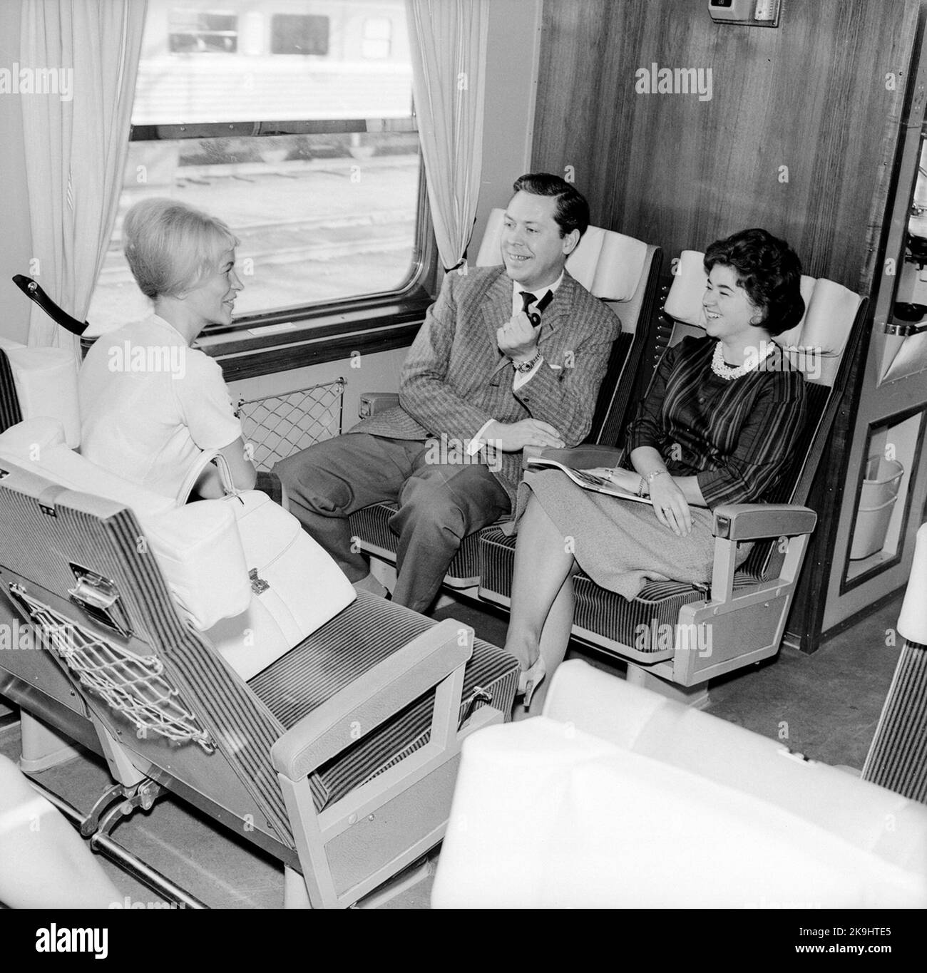 State Railways, SJ AB03, 2 class Stock Photo - Alamy