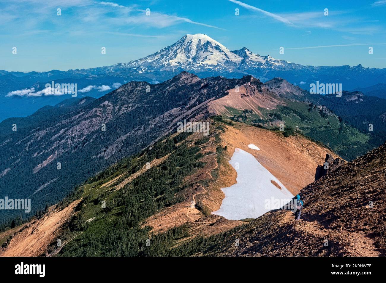 Hiking through the Goat Rocks Wilderness, Pacific Crest Trail ...