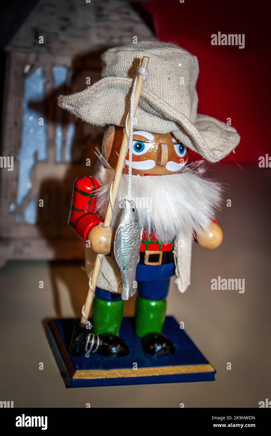 Fisherman figure statue hi-res stock photography and images - Alamy