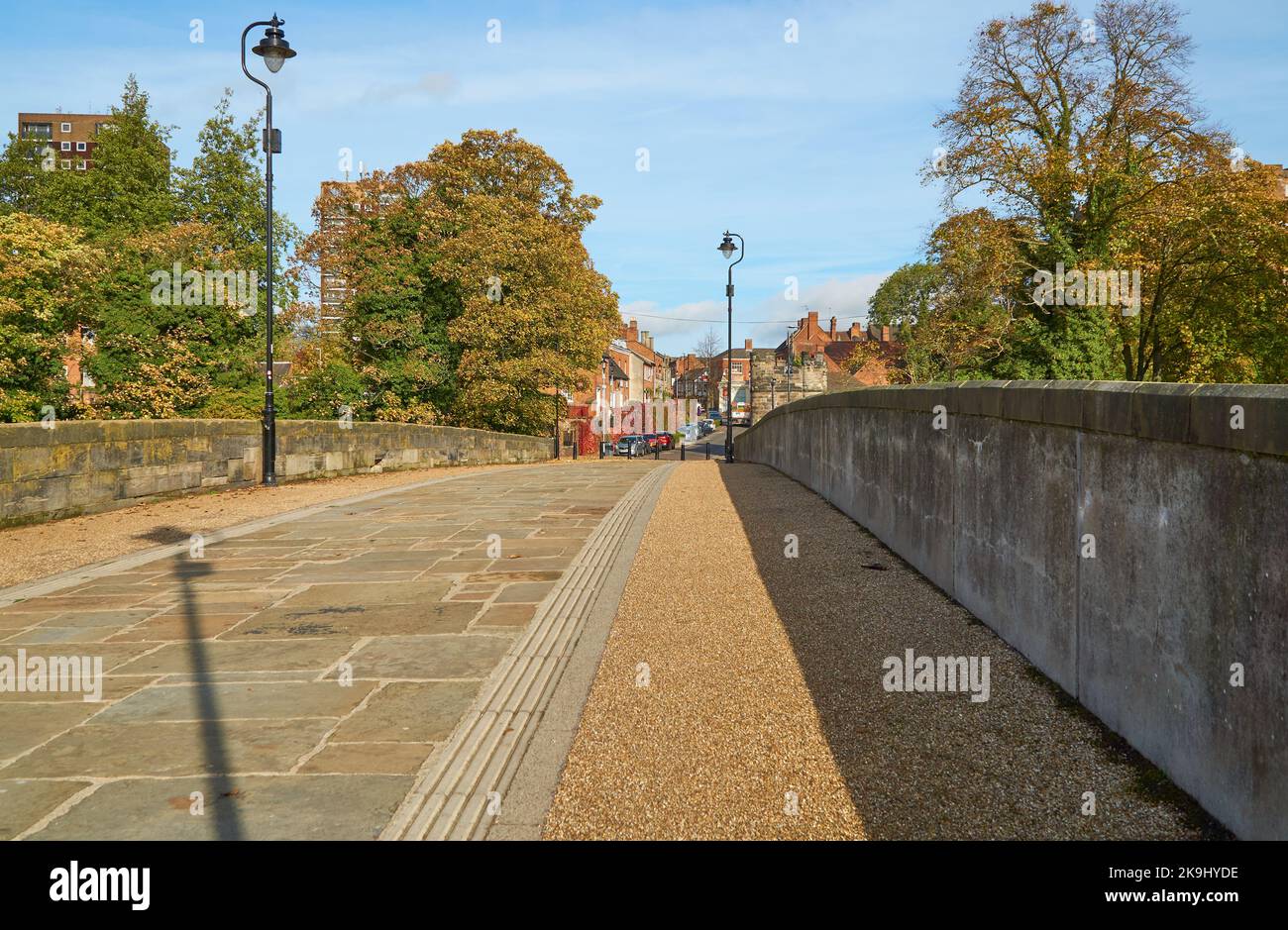 Pedestrian bridge scene in Tamworth Stock Photo - Alamy