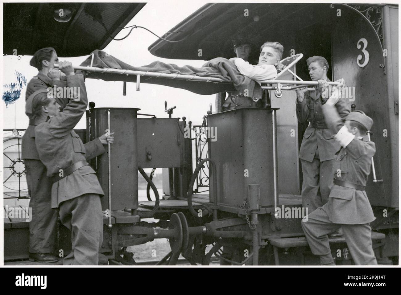 Wounded German soldiers aboard the Swedish hospital train Stock Photo ...