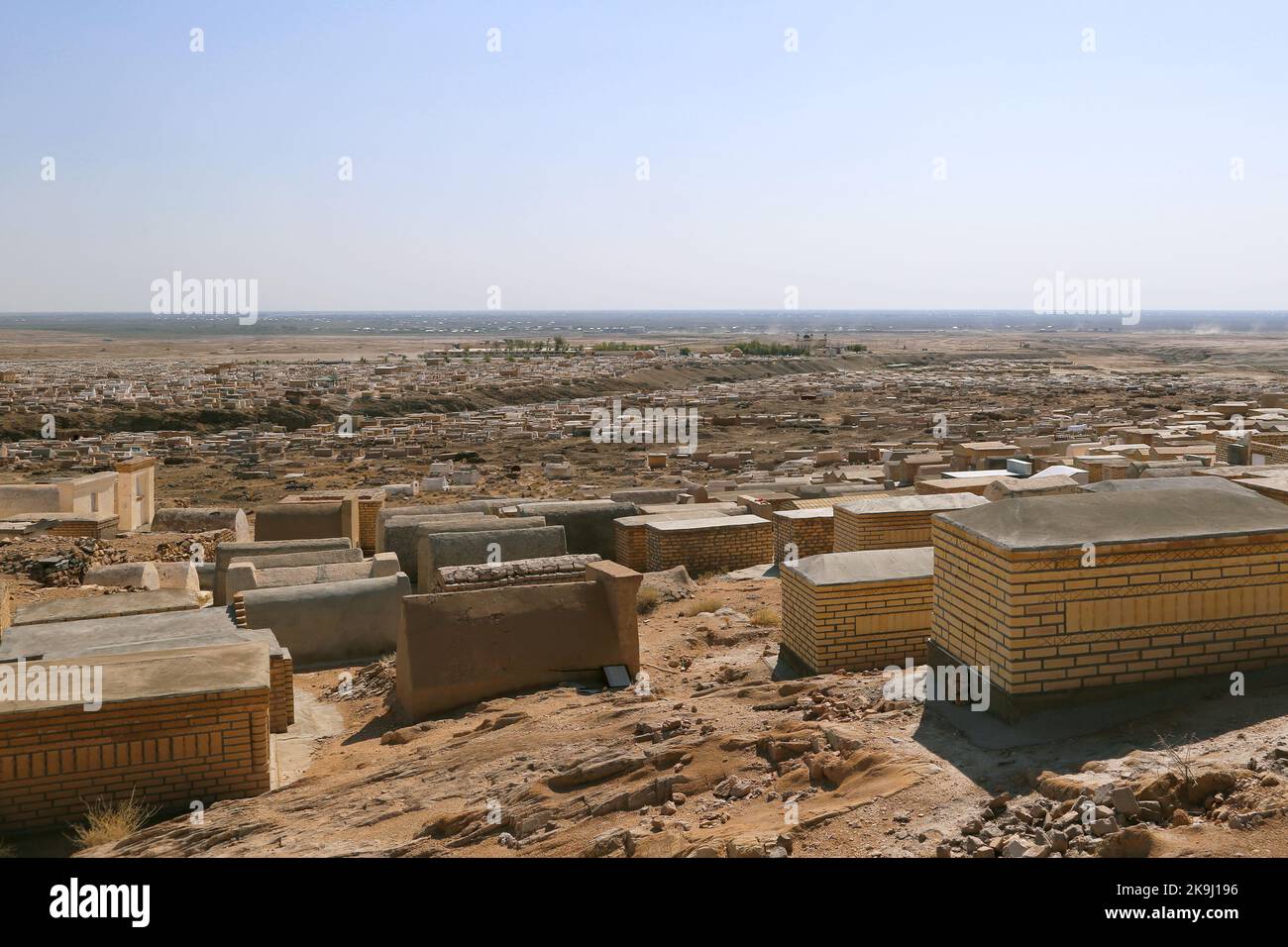 Sulton Uvays Qaraniy Necropolis, Kyzylkum Desert, Karakalpakstan ...