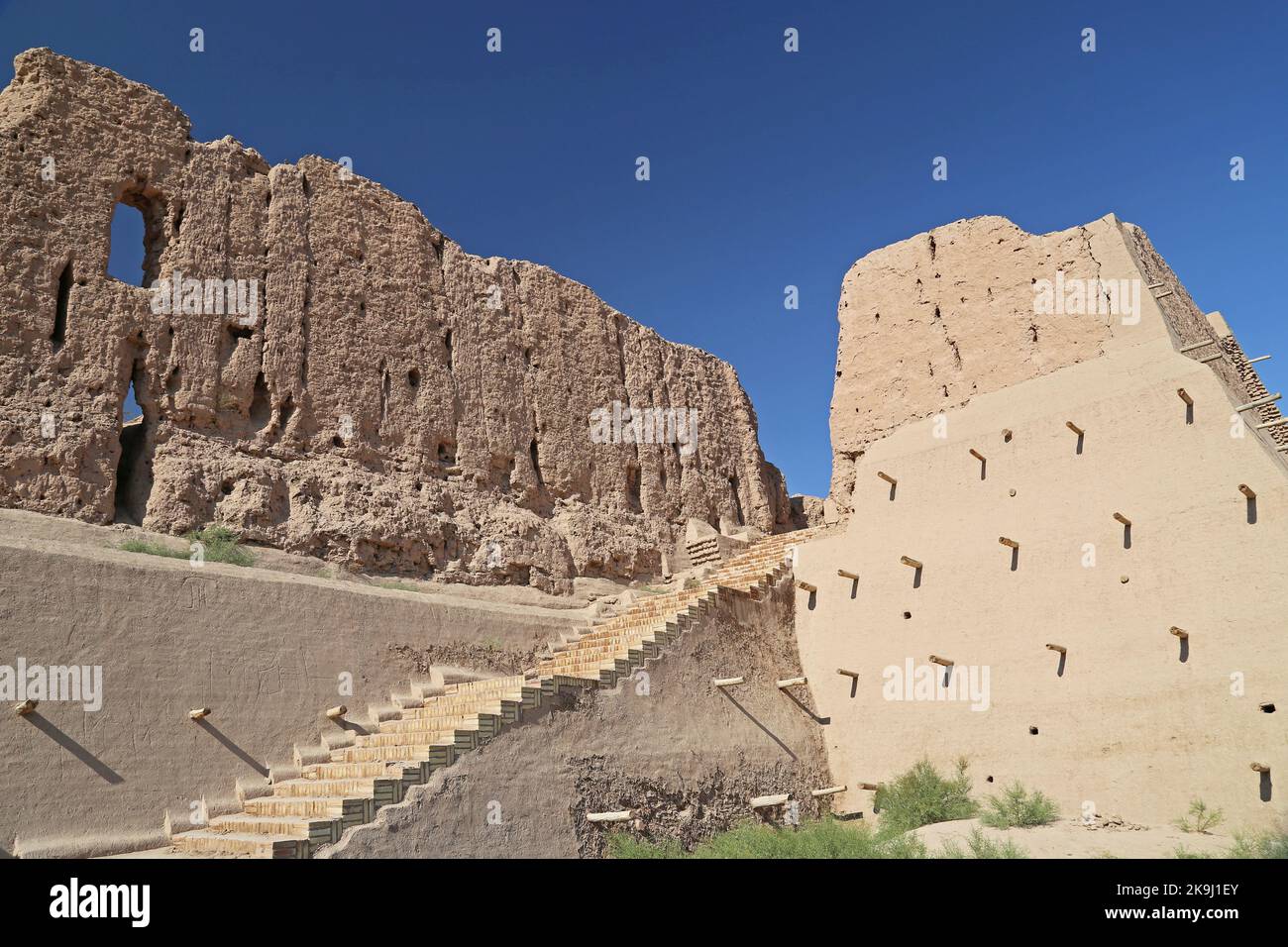Kyzyl qala uzbekistan fortress hi-res stock photography and images - Alamy
