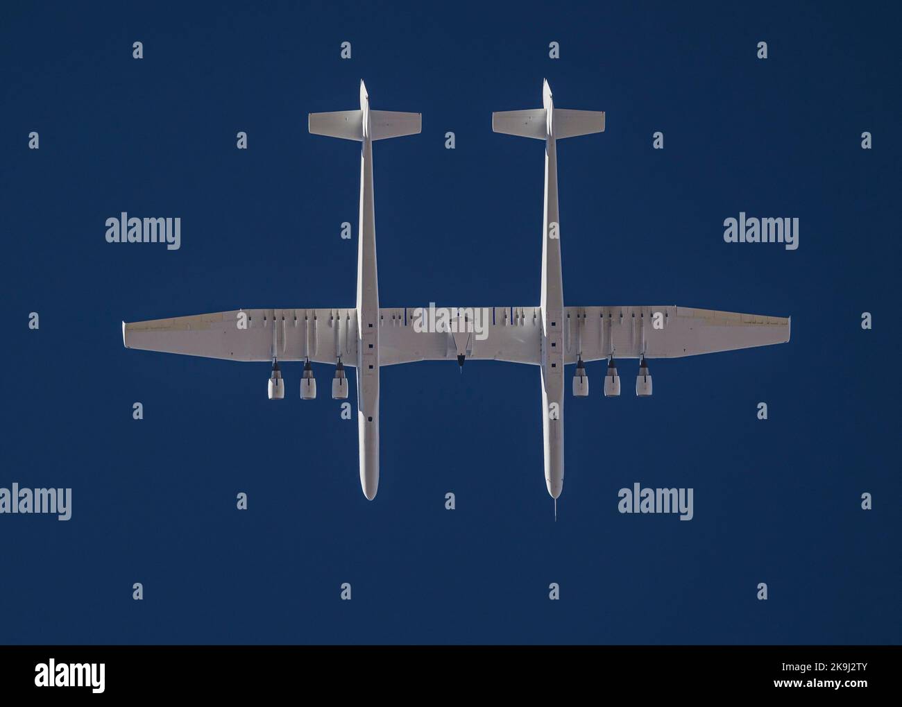 Mojave, USA. 28th Oct, 2022. The Stratolaunch Roc aircraft taking off ...