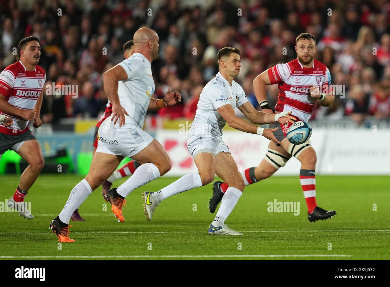 Gloucester, UK. 28th Oct, 2022. Harvey Skinner of Exeter Chiefs makes a ...