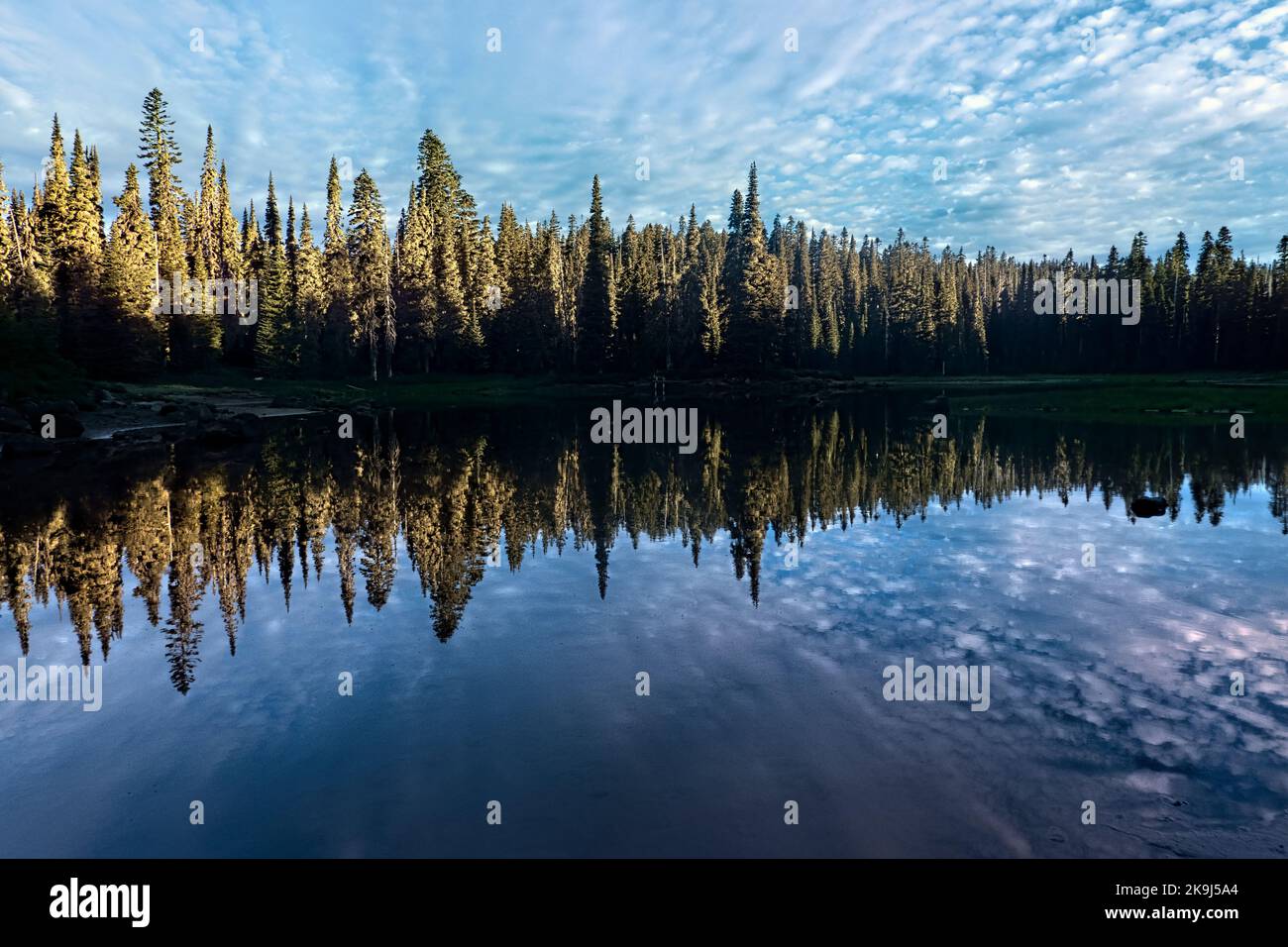 Washington pacific crest trail hi-res stock photography and images - Alamy
