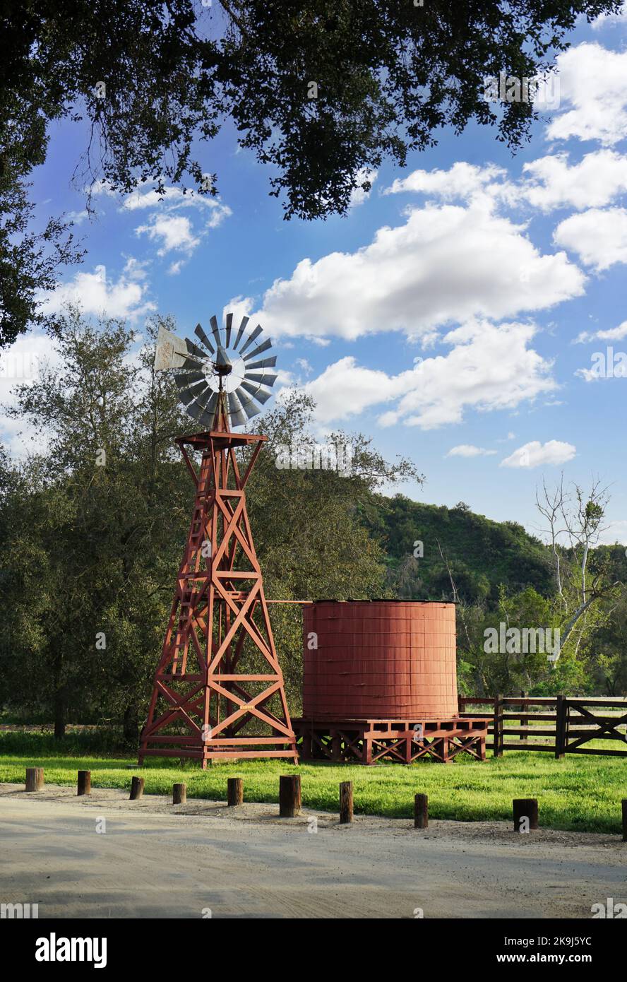 Windmill and water tank hi-res stock photography and images - Alamy